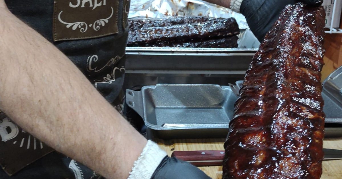 CR Midnight Smoker BBQ | Cedar Rapids Tourism