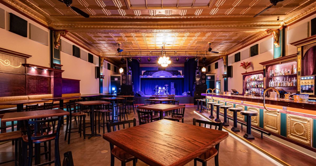 The Ideal Theater & Bar | Cedar Rapids Tourism