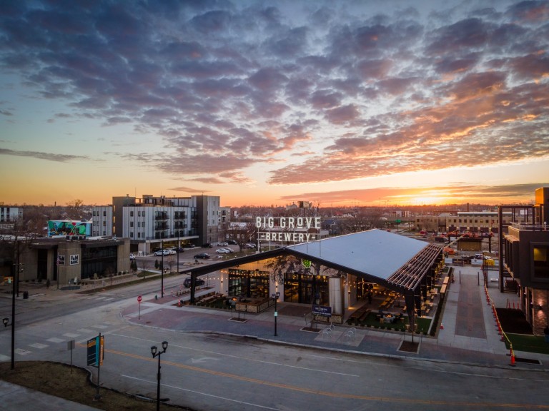 Restaurants With Outdoor Seating | Cedar Rapids | Cedar Rapids Tourism
